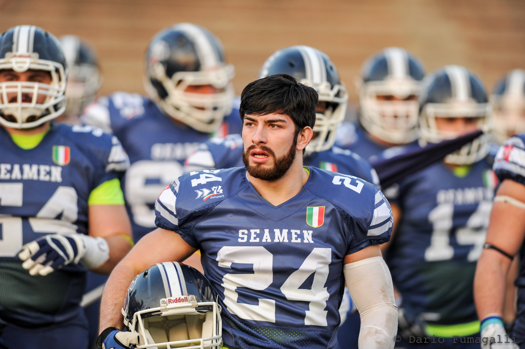 Anzeige : www.footballforum.de - Das Forum für American Football in ...